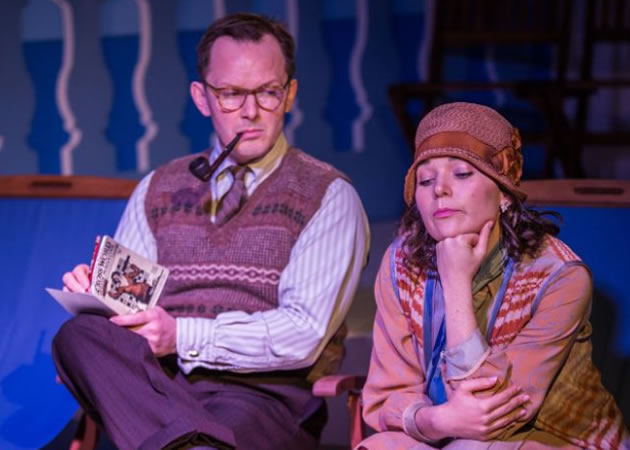 Tabard Theatre Audience 'Seduced' by New Chekhov Adaptation