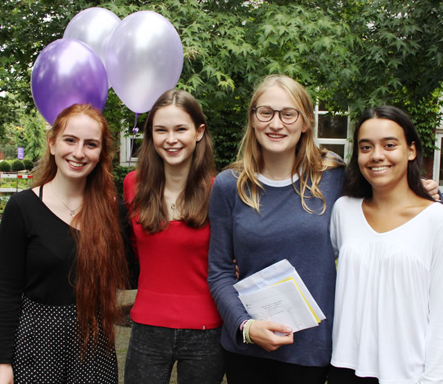 Four Putney High Girls Head Off To Oxford